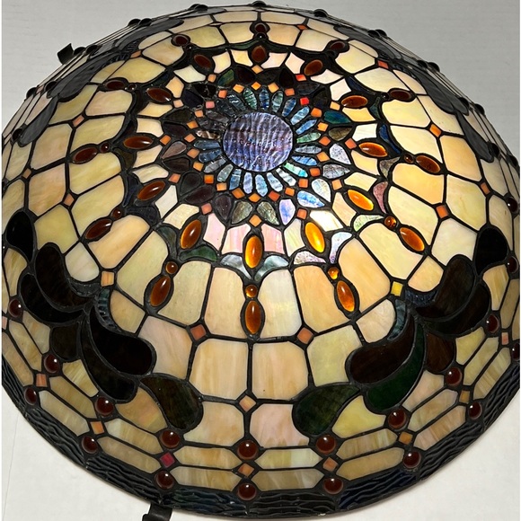 Art | Tiffany Style Reproduction Lead And Stain Glass Lamp Shade I ...